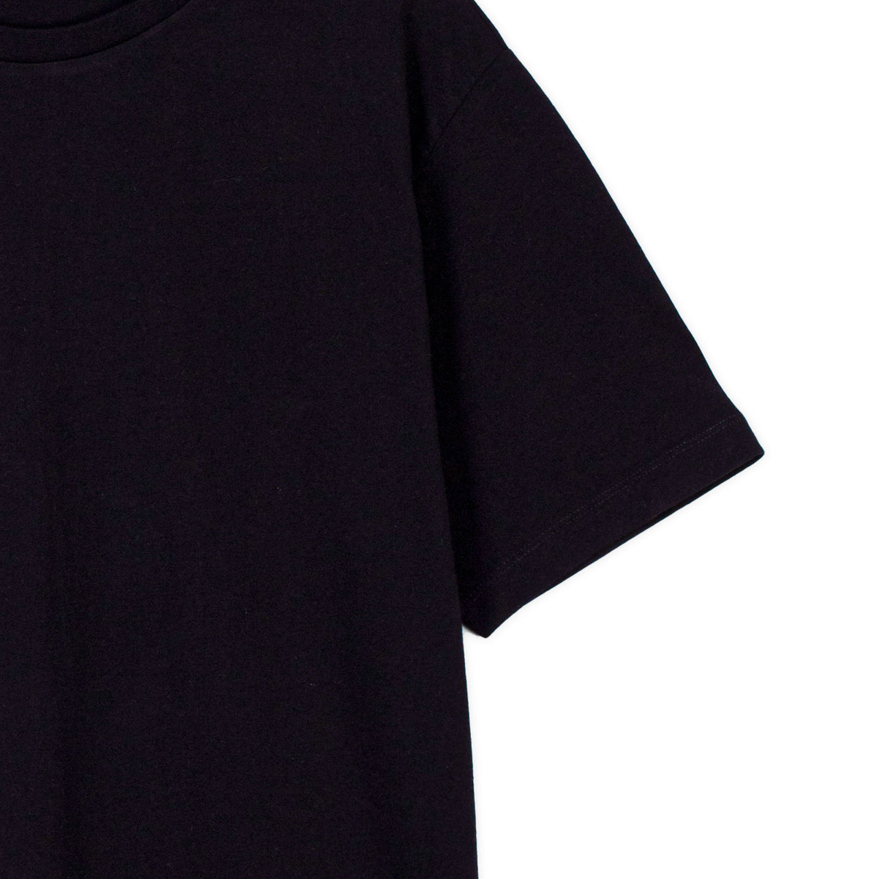 Black Regular Tee. – WATC STUDIO